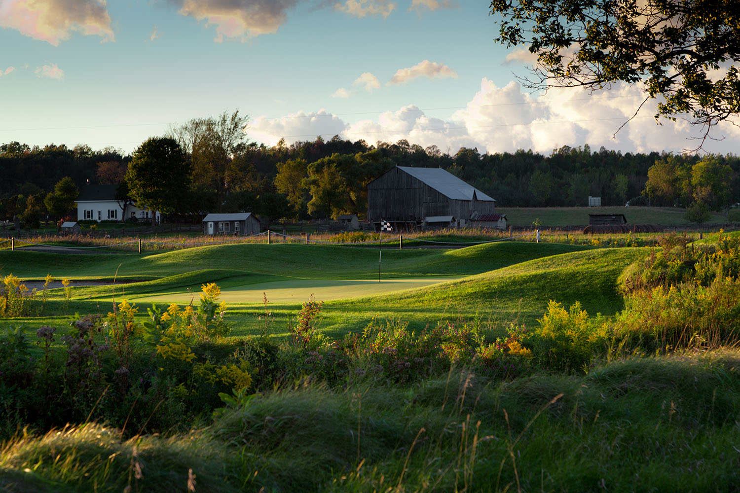 Hole #1 – Innisfil Creek Golf Course